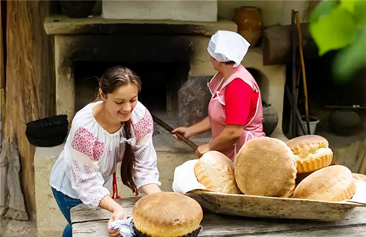 Moldova, the poorest in Europe: Women forced to go to sea - iNEWS