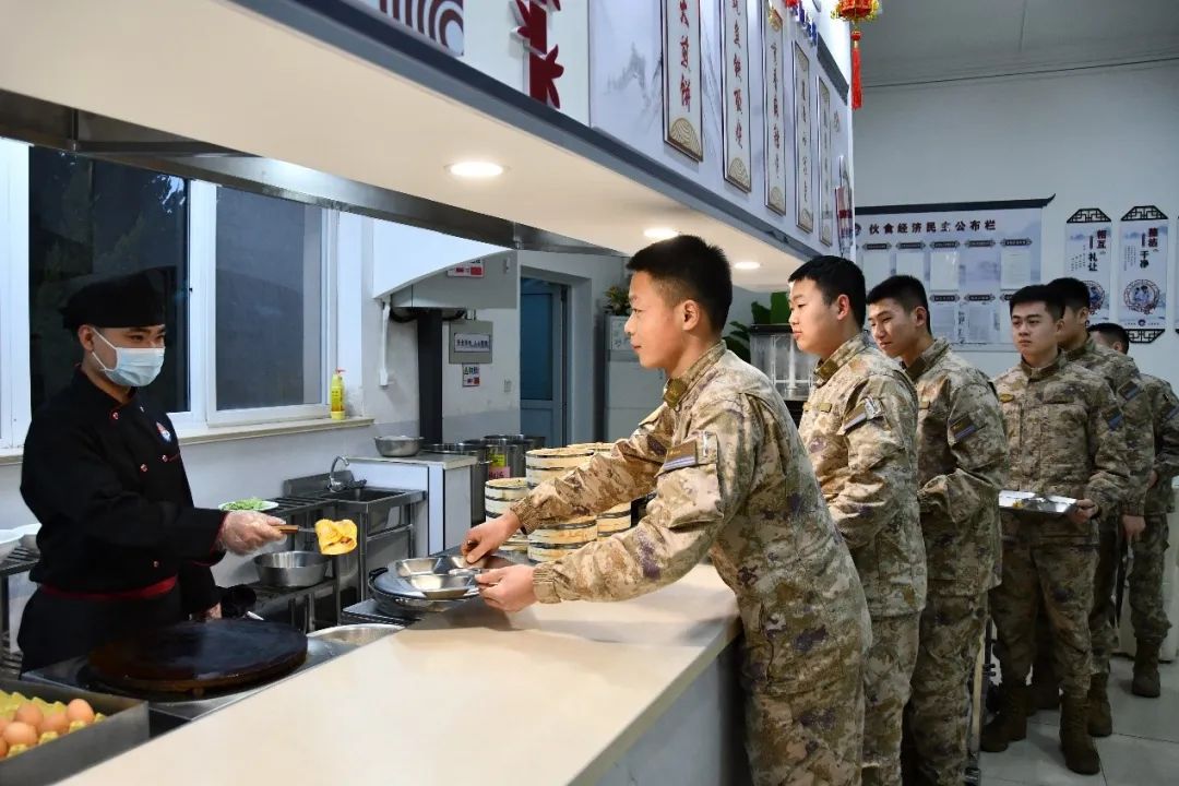 The ceiling of the army's meals was broken by the navy again - iMedia