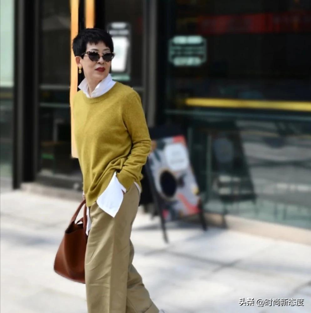This is what a middle-aged woman should look like: a 64-year-old who ...