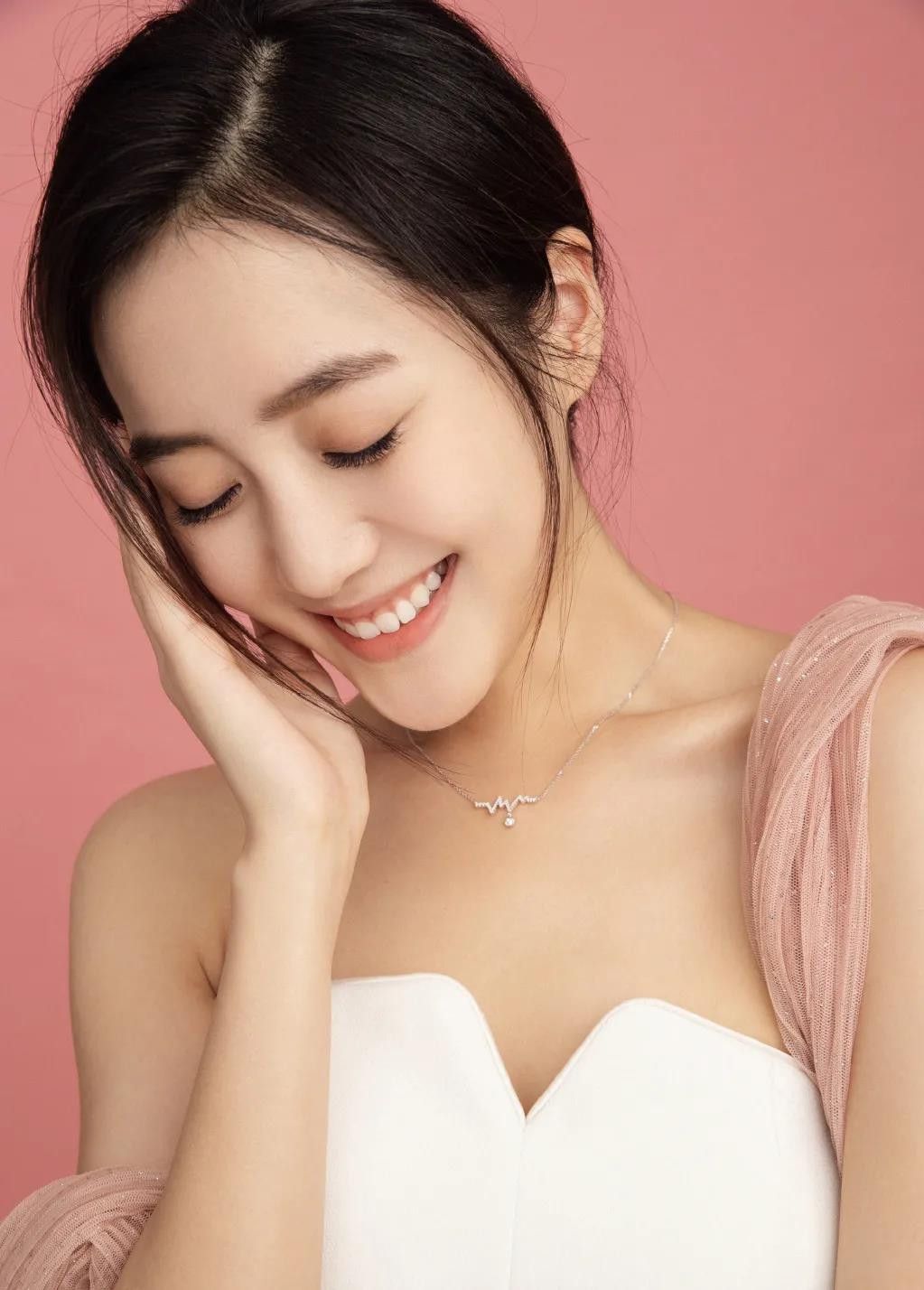 Wang Ziwei, a sweet girl - iNEWS