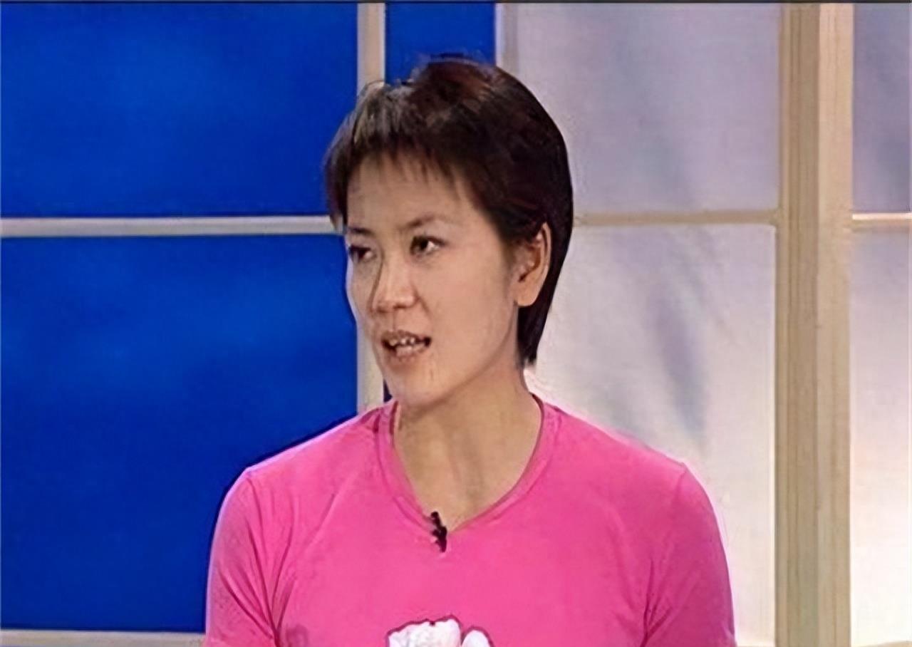 Shen Bing's recent photo, she looks very vicissitudes of life, she has ...