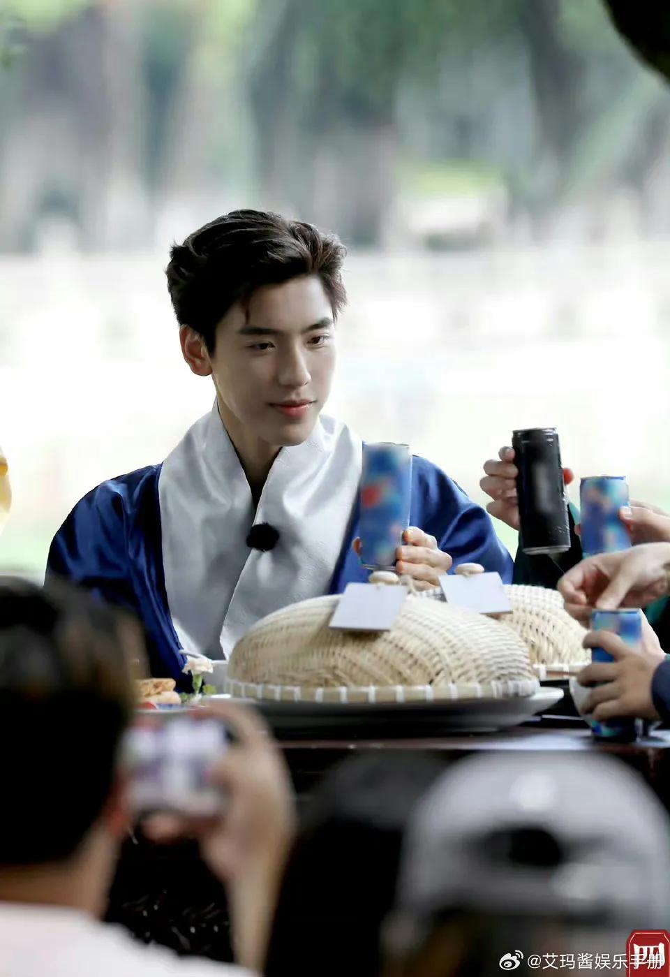 Luo Yizhou, Prince Zhang Linghe, "Wan Juan Feng Ya Ji" Reuters, who to get? - iMedia