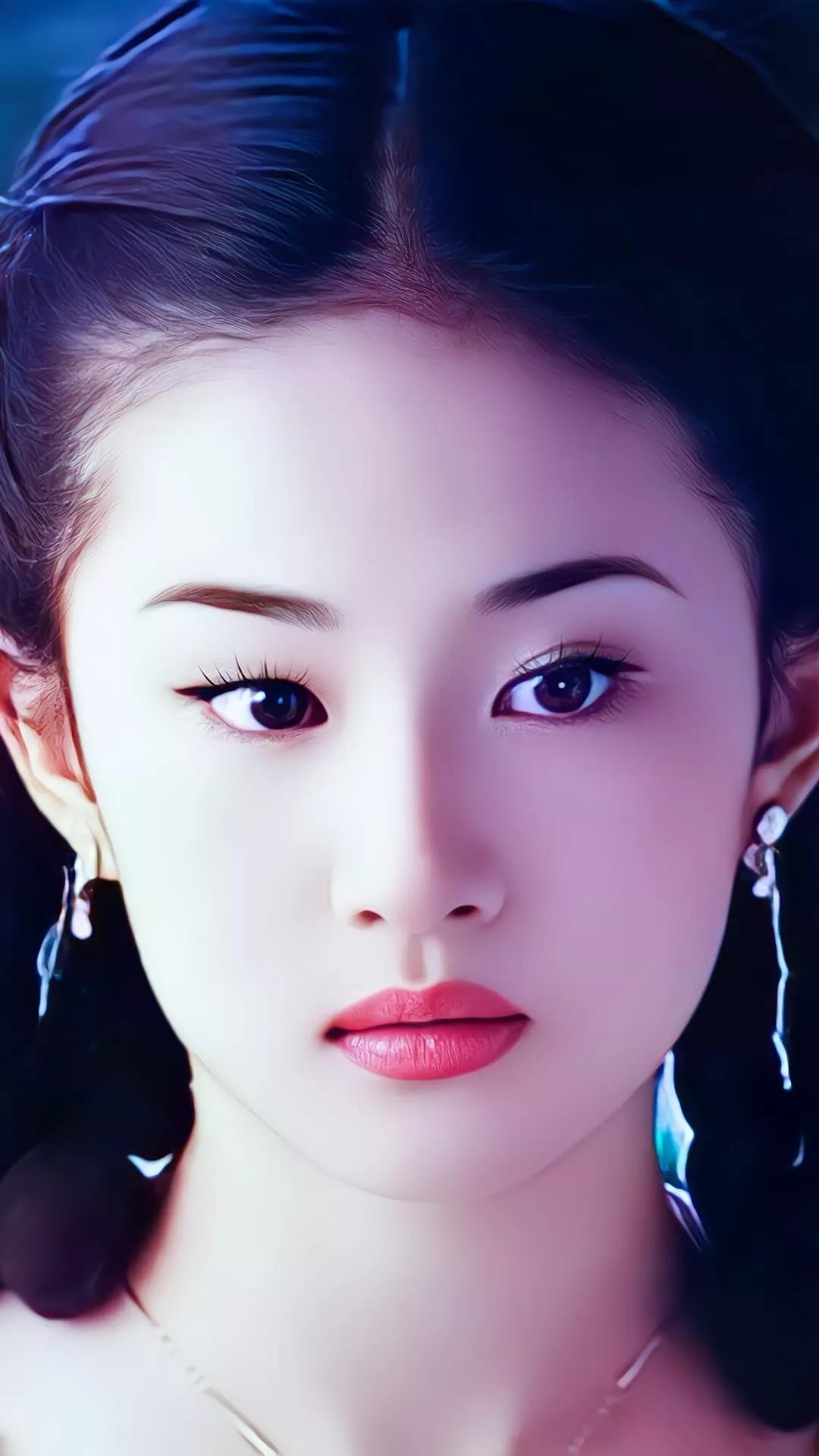 Liu Yifei from a family of gold fans as Bai Xiuzhu - iNEWS