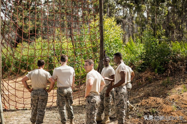 American instructors taught soldiers to be idiots, and Vietnam and ...