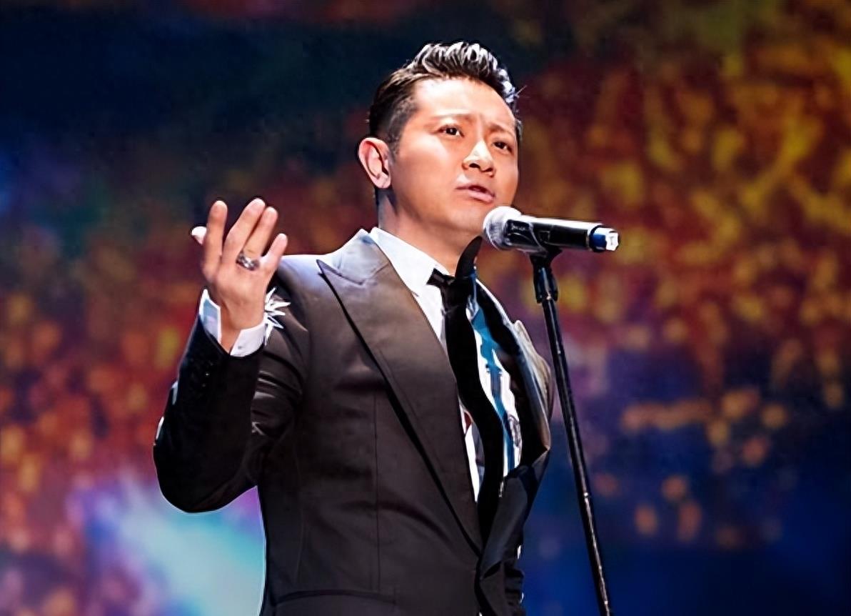 Internal entertainment has another big show! A famous singer with the ...