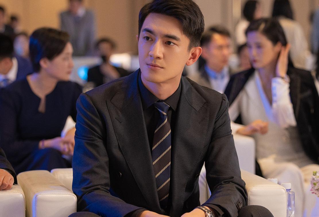 Please call me the director: using Ning Meng and Lu Jiming, she is the ...