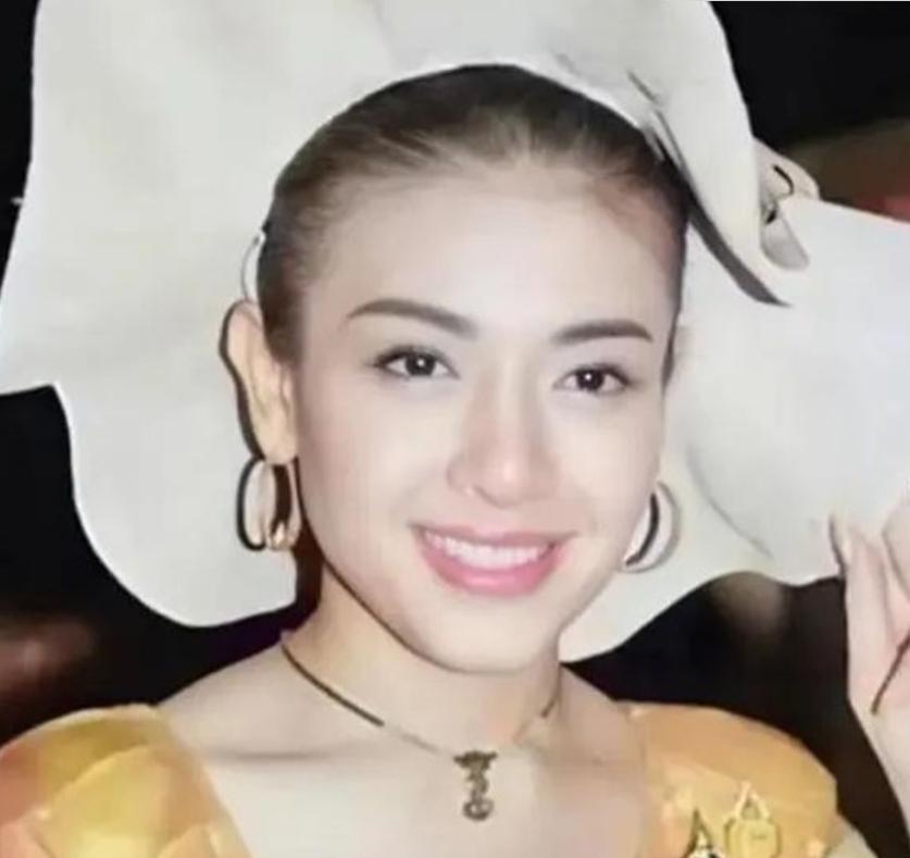 Thailand's stunning princess was kicked out of the royal family at the ...