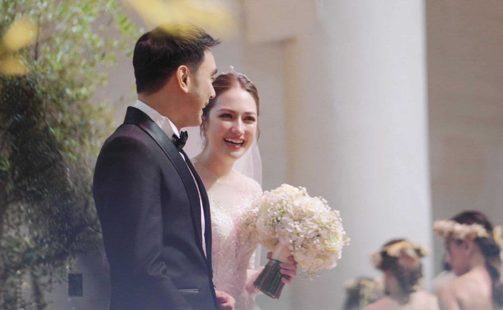 Ouyang Nana's godfather TAE took photos of the wedding scene, with the title of Lin Zhiying in ...