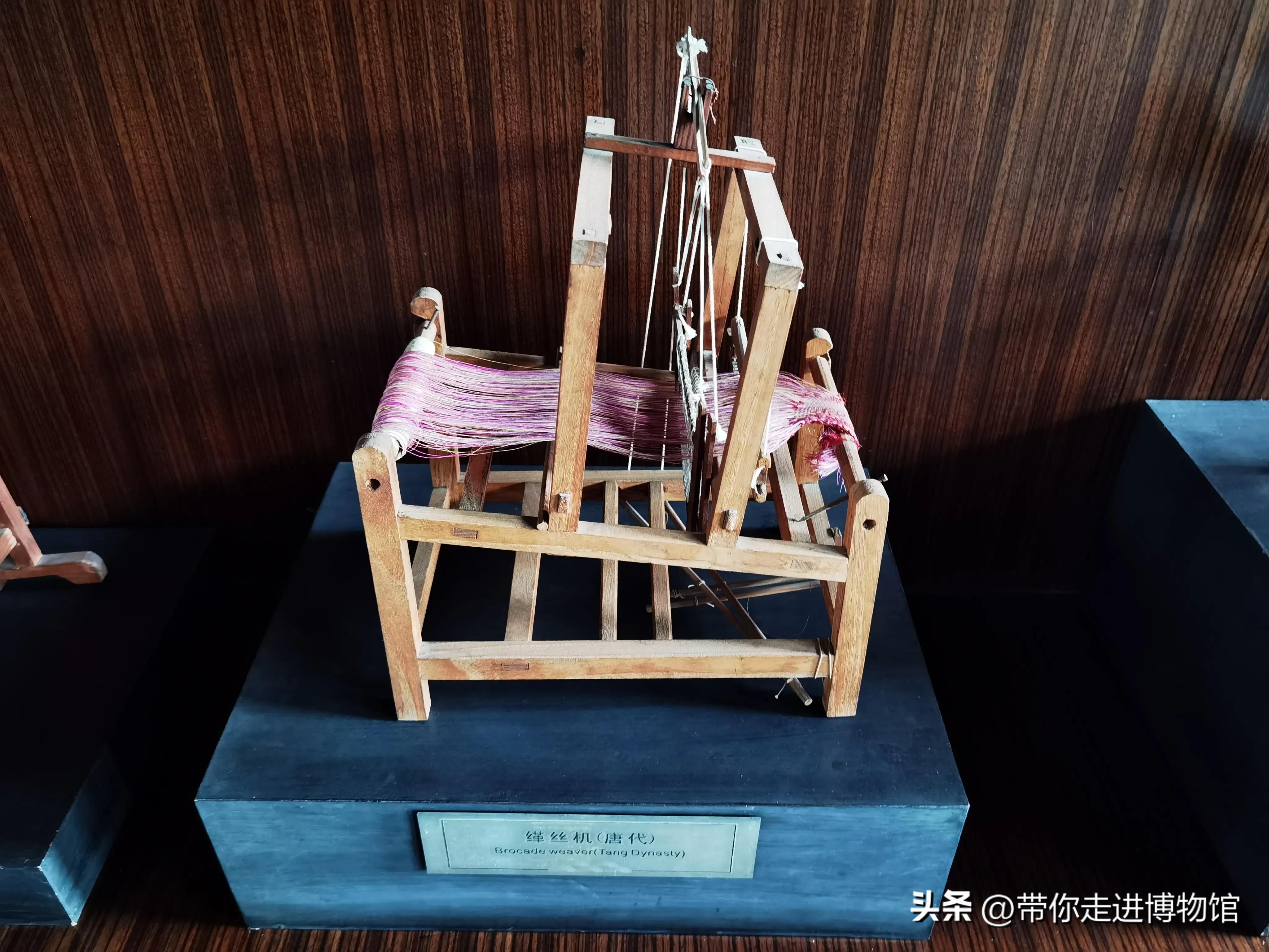 See what ancient looms looked like - iMedia