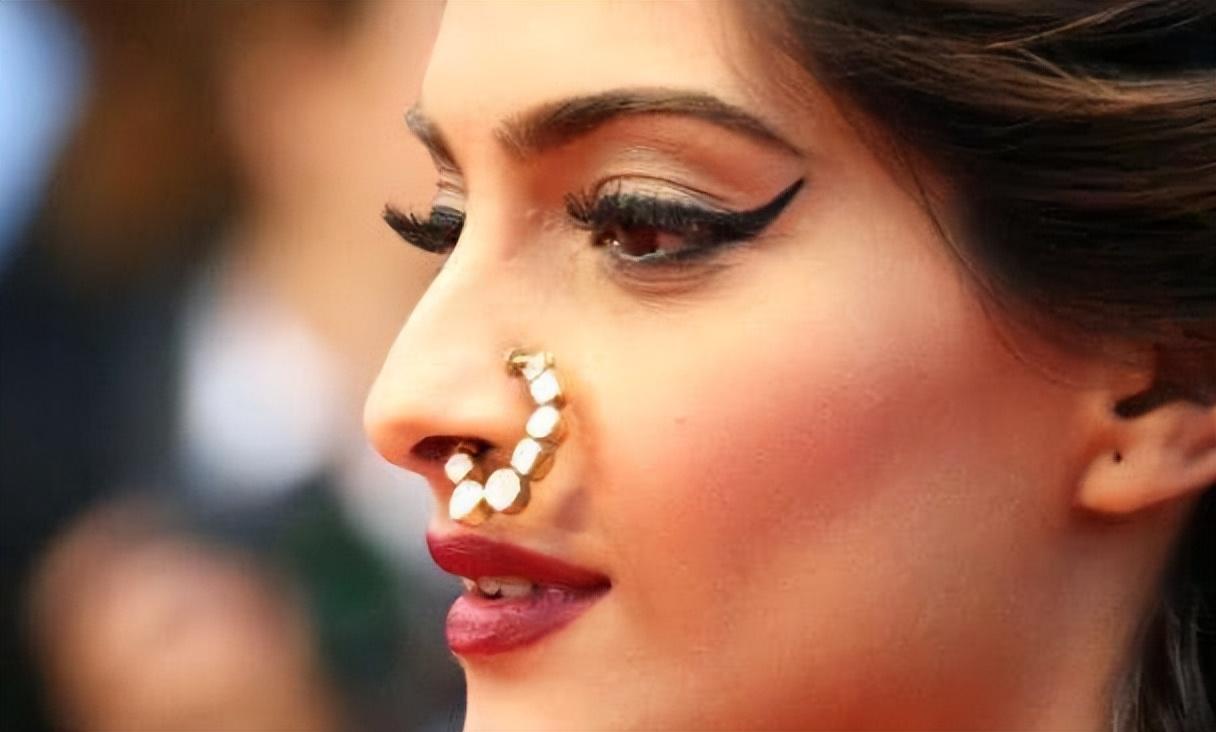 Indian women with nose rings, why don't you strike up a conversation ...