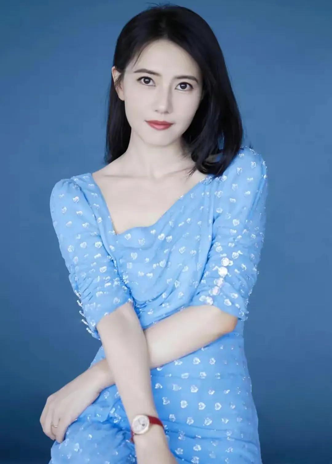 Gao Yuanyuan with super high temperament and appearance - iMedia