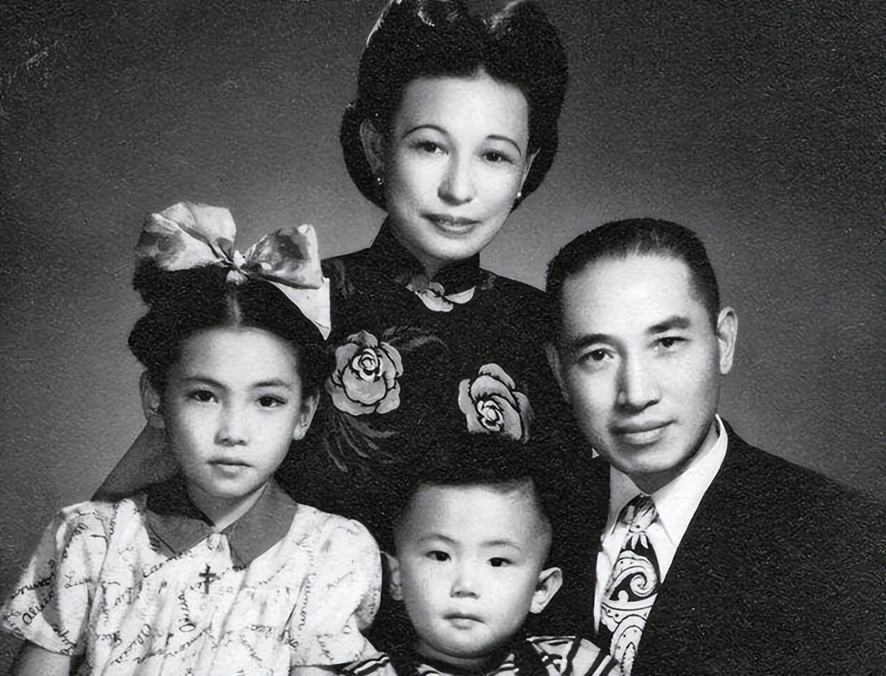 The amazing Shanghai socialites who are over 90 years old are still ...