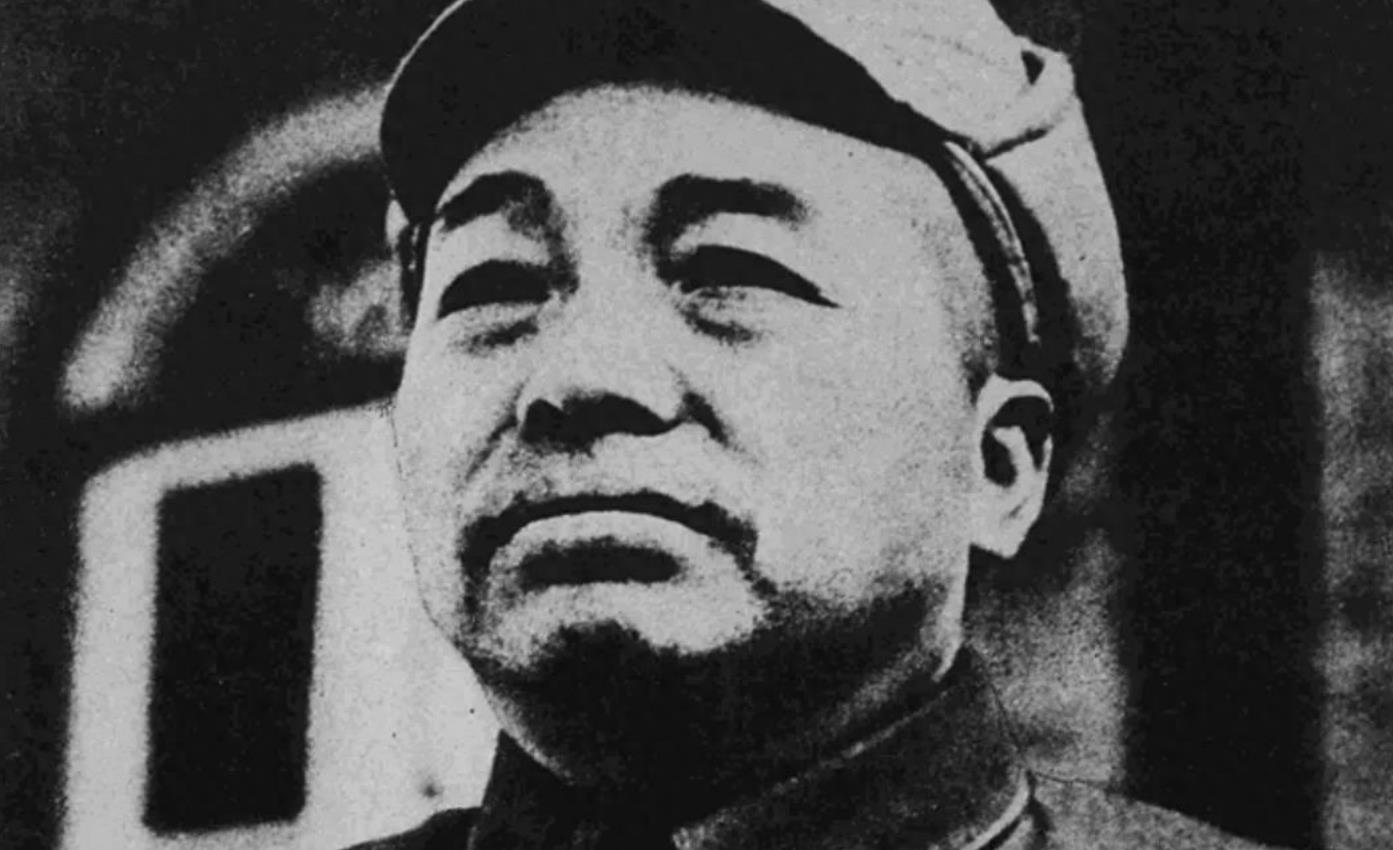 During the battle of Guanjianao, both Liu Bocheng and Chen Geng ...
