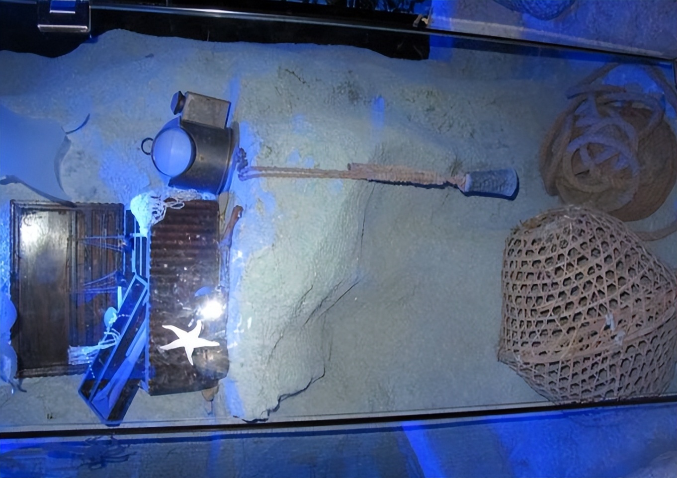 Qatar's pearl fishery, as a pearl trade center, what historical and ...