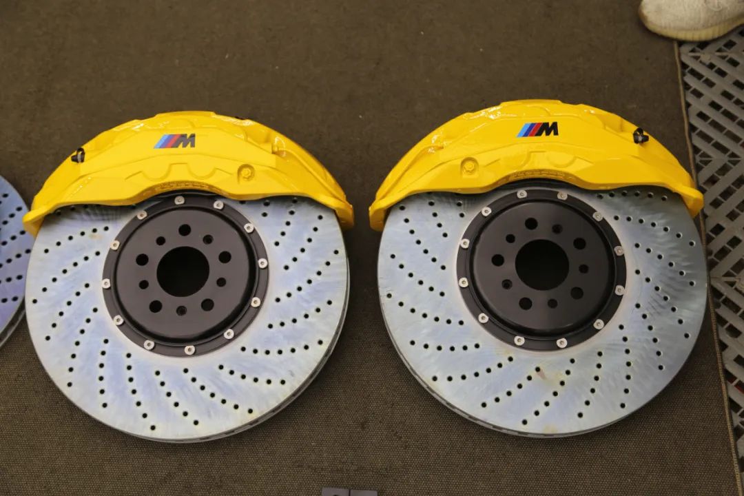 BMW X5M color change film sub-liquid metal silver + front ten rear four ...