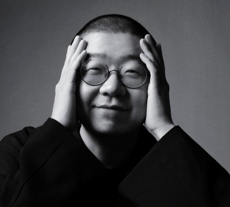 The talk show is top-notch, and the delivery mode is turned on. Is Li ...