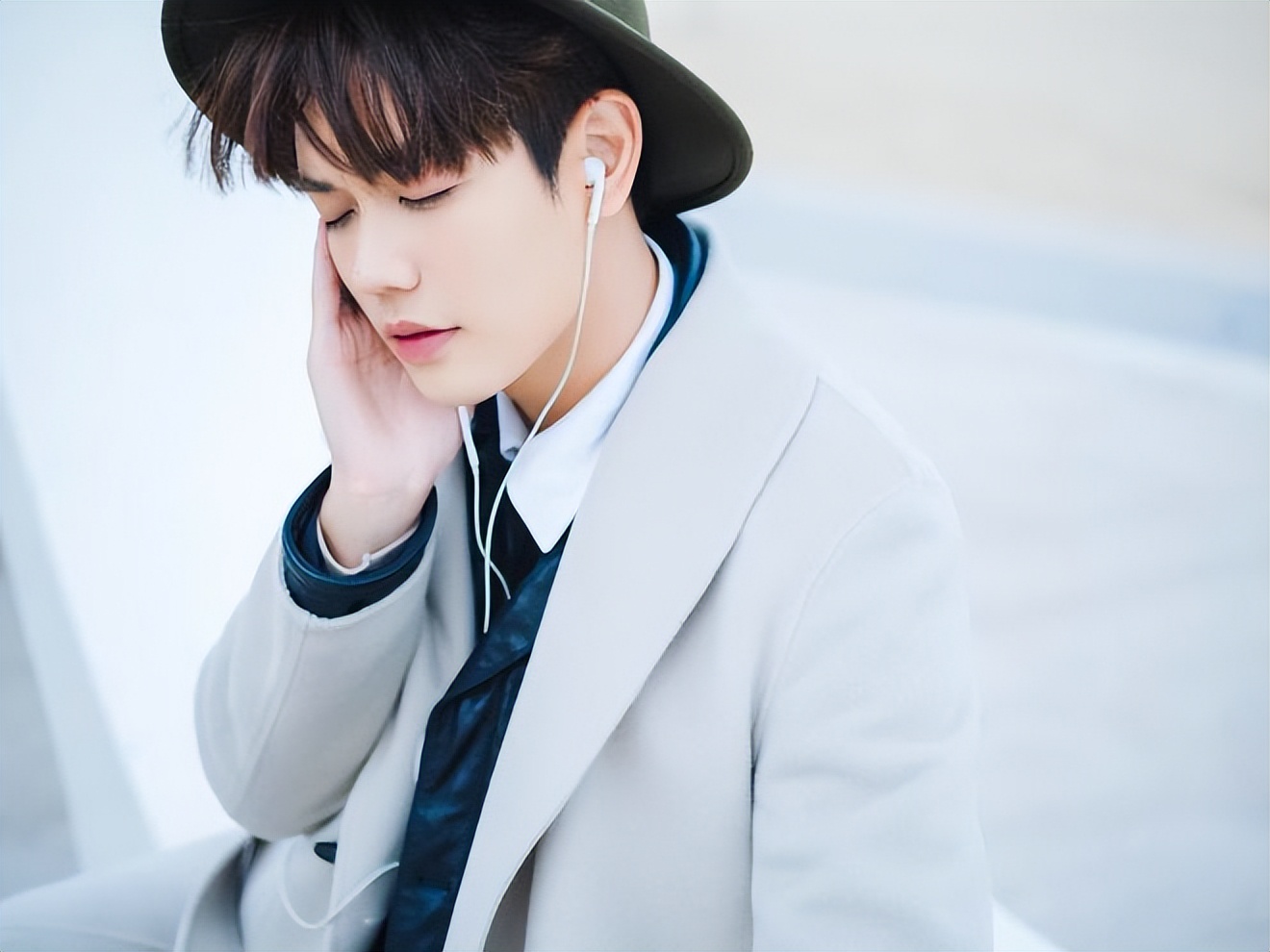 27-year-old Lin Yanjun's relationship exposed?The studio quickly issued a statement denying - iNEWS