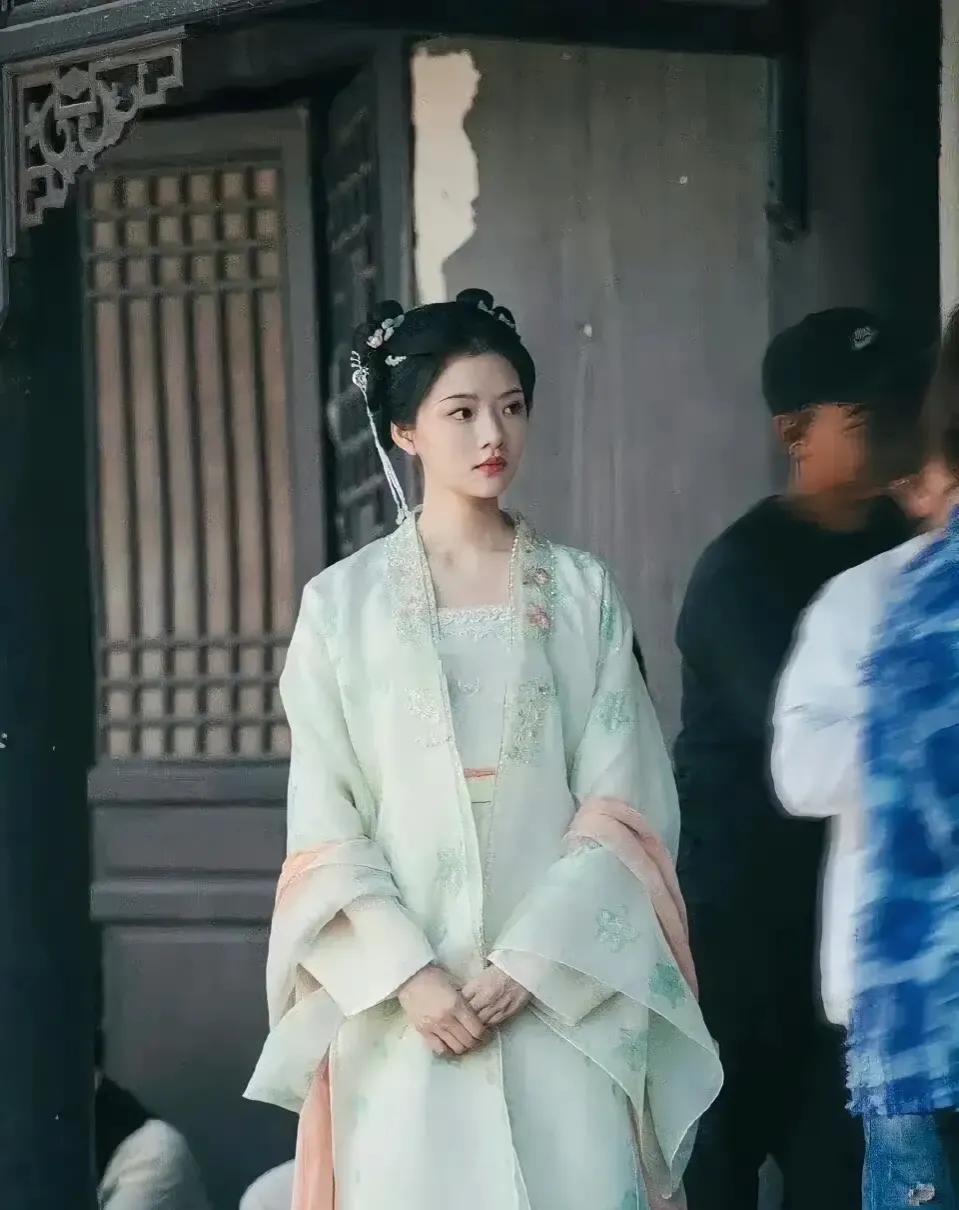 Is this still the common and ugly Ren Min who was ridiculed in "Yu Gu ...