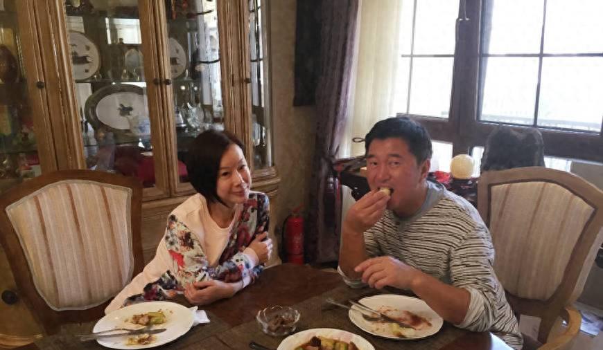 Known as the modern Chen Shimei, she abandoned her wife and daughter ...