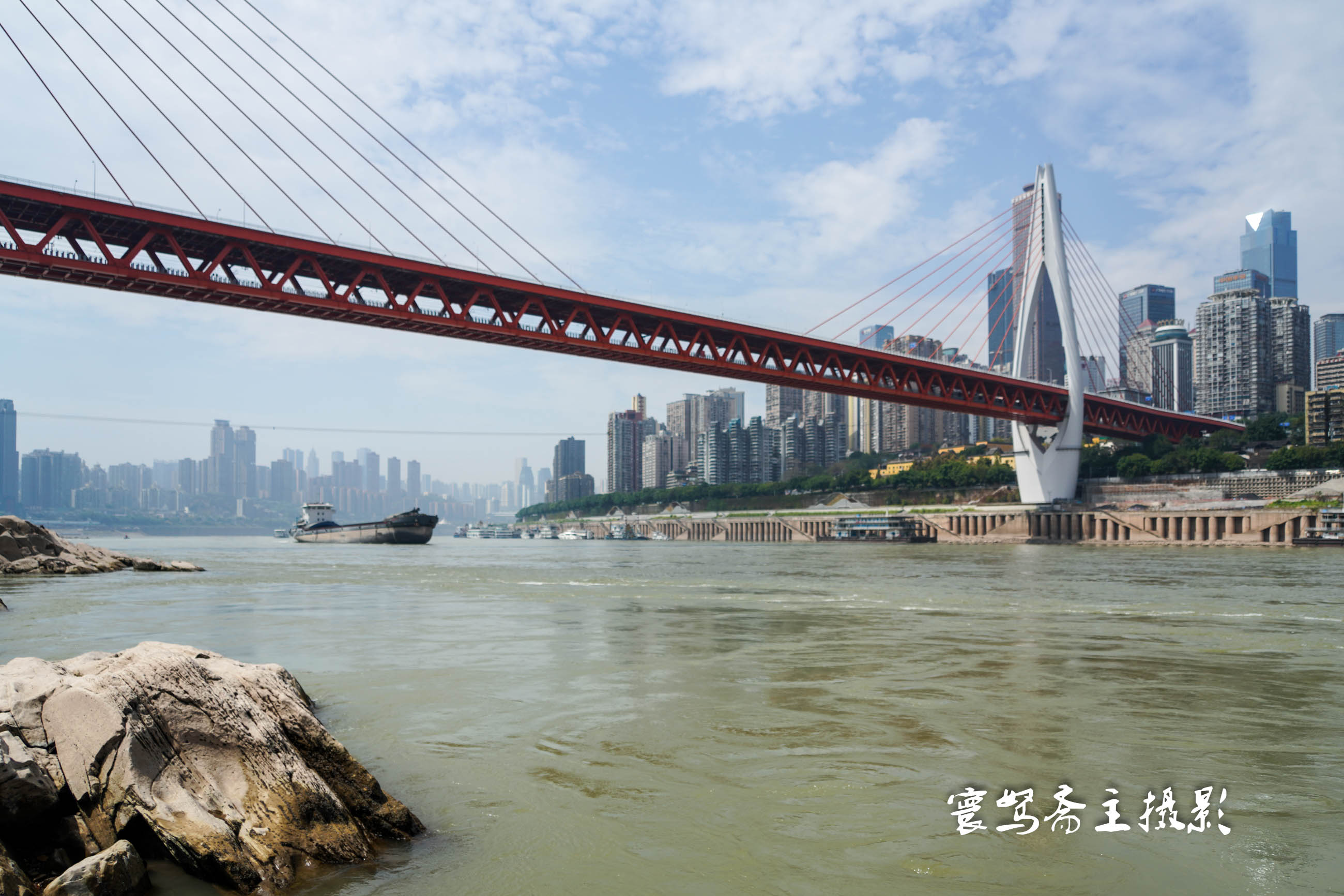 The Yangtze River is dry, and the tortoise stone that was swiped two ...