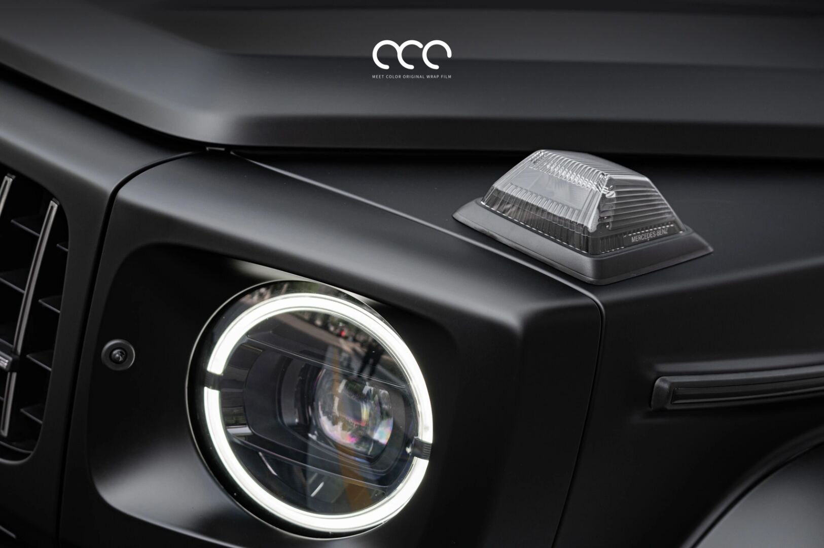 Mercedes-Benz diffuse color change film is super sub-black, and the ...