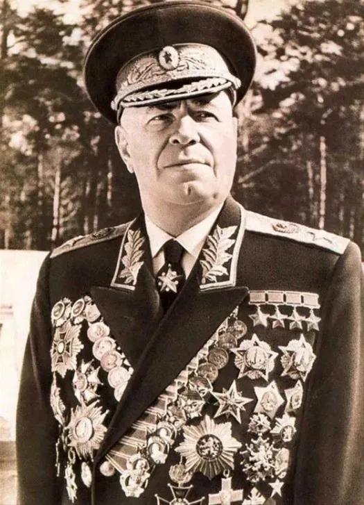 The military god Zhukov suddenly stepped down, why is this? - iNEWS