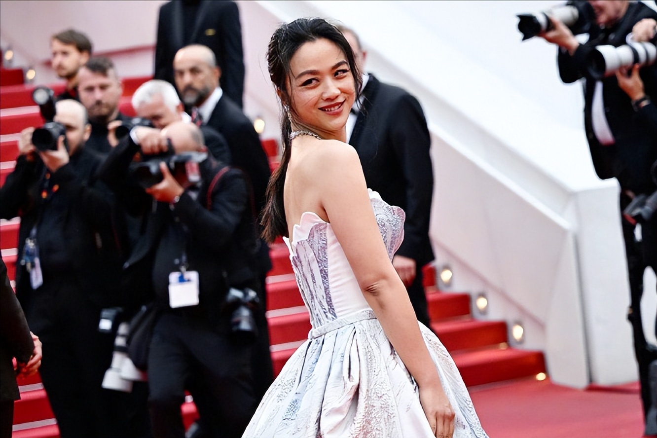 Tang Wei: An acting career is as bright as a star, and the movie "Lust, Caution" debuted ...