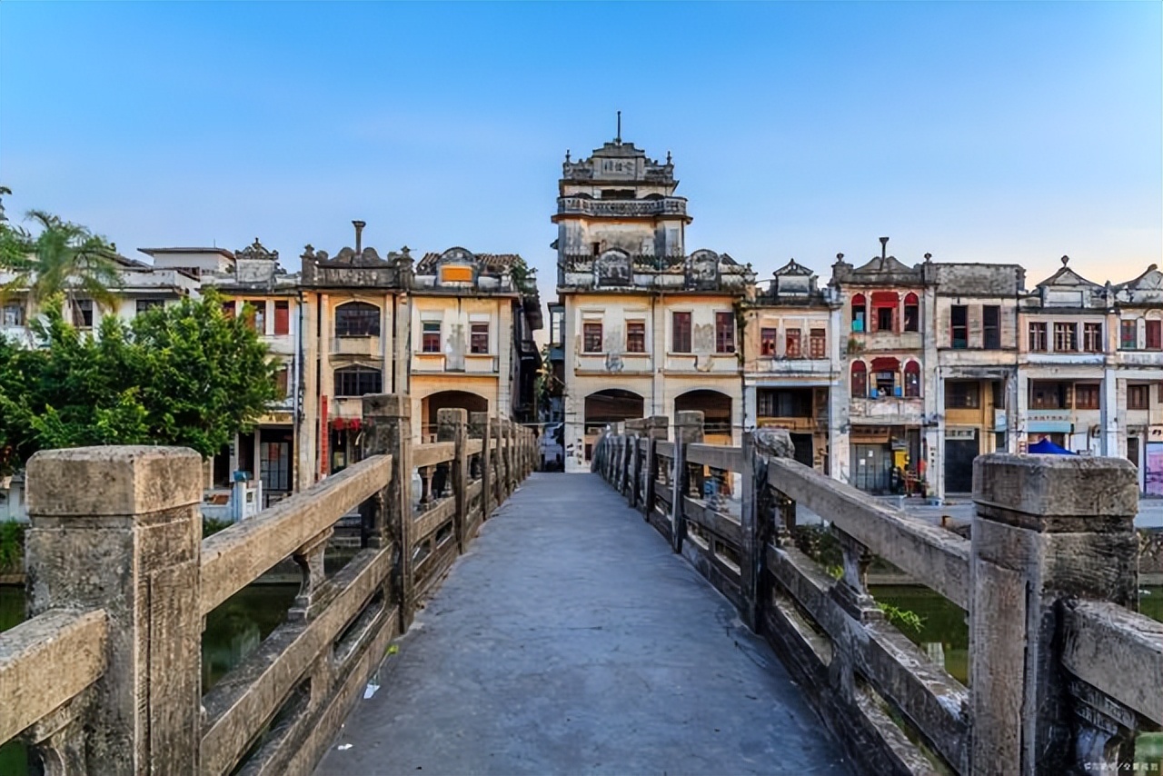 The first symbol of Lingnan architecture is the Nanyang style in your ...