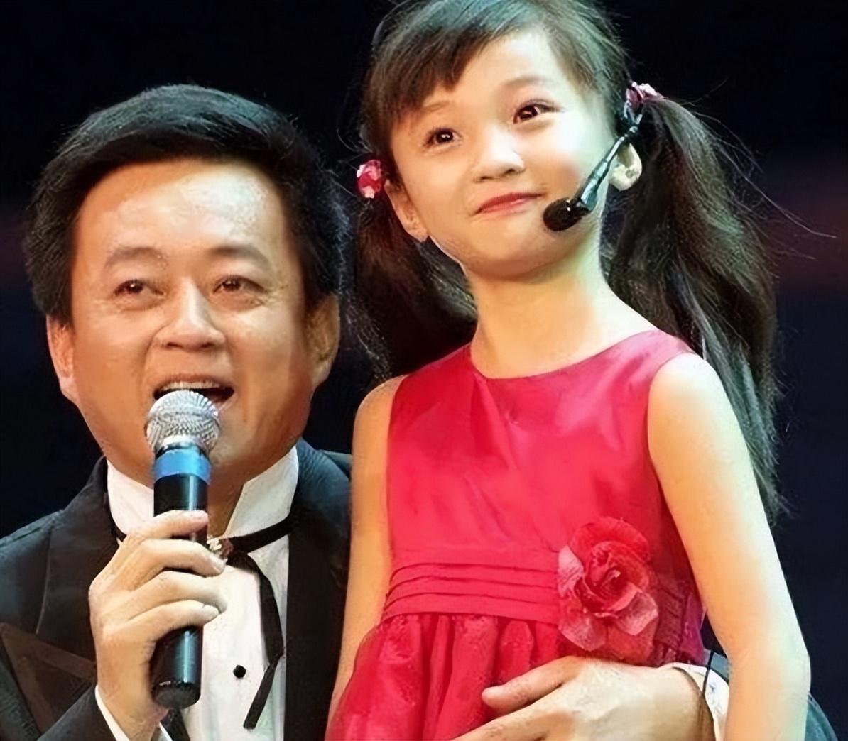 15 years after "exchanging lives", Lin Miaoke and Yang Peiyi's life gap ...