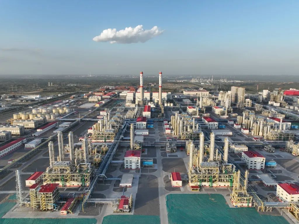 The world's largest coal chemical project under construction in Yulin ...