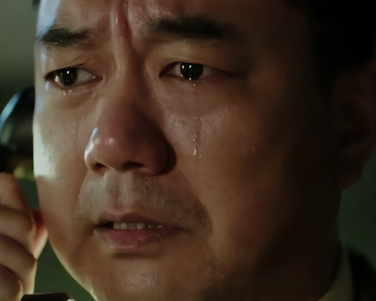 Dong Yong: The first marriage made him afraid of relationships. After marrying an ordinary wife ...