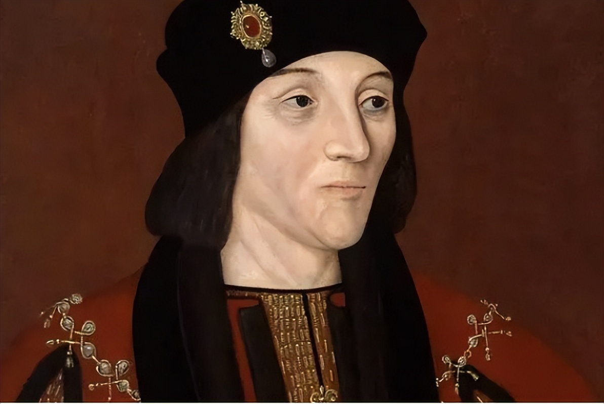 How did Henry VII defeat the House of York in the War of the Roses and ...