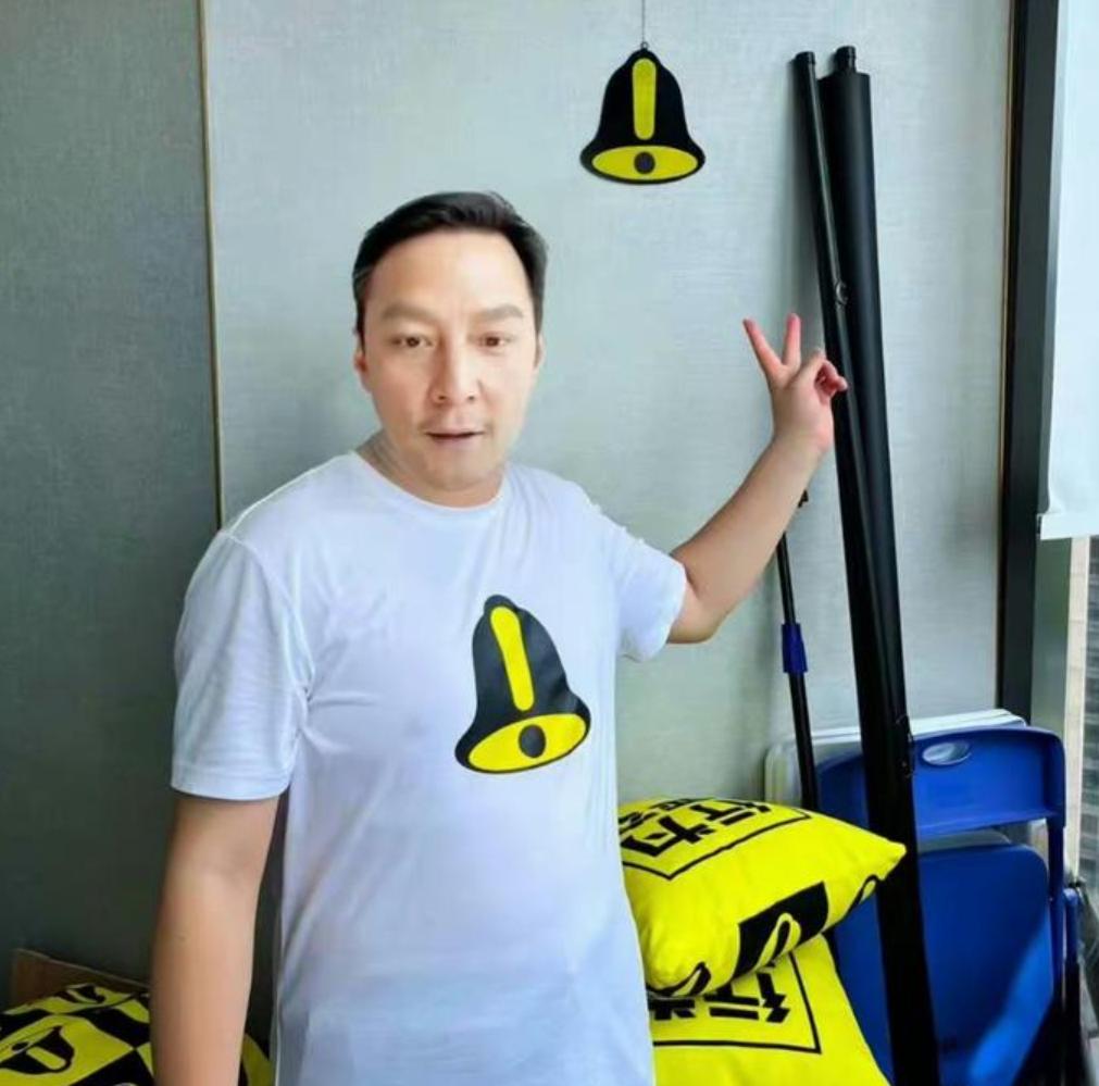 48-year-old Wu Yanzu's recent photos were exposed, what did ten years ...