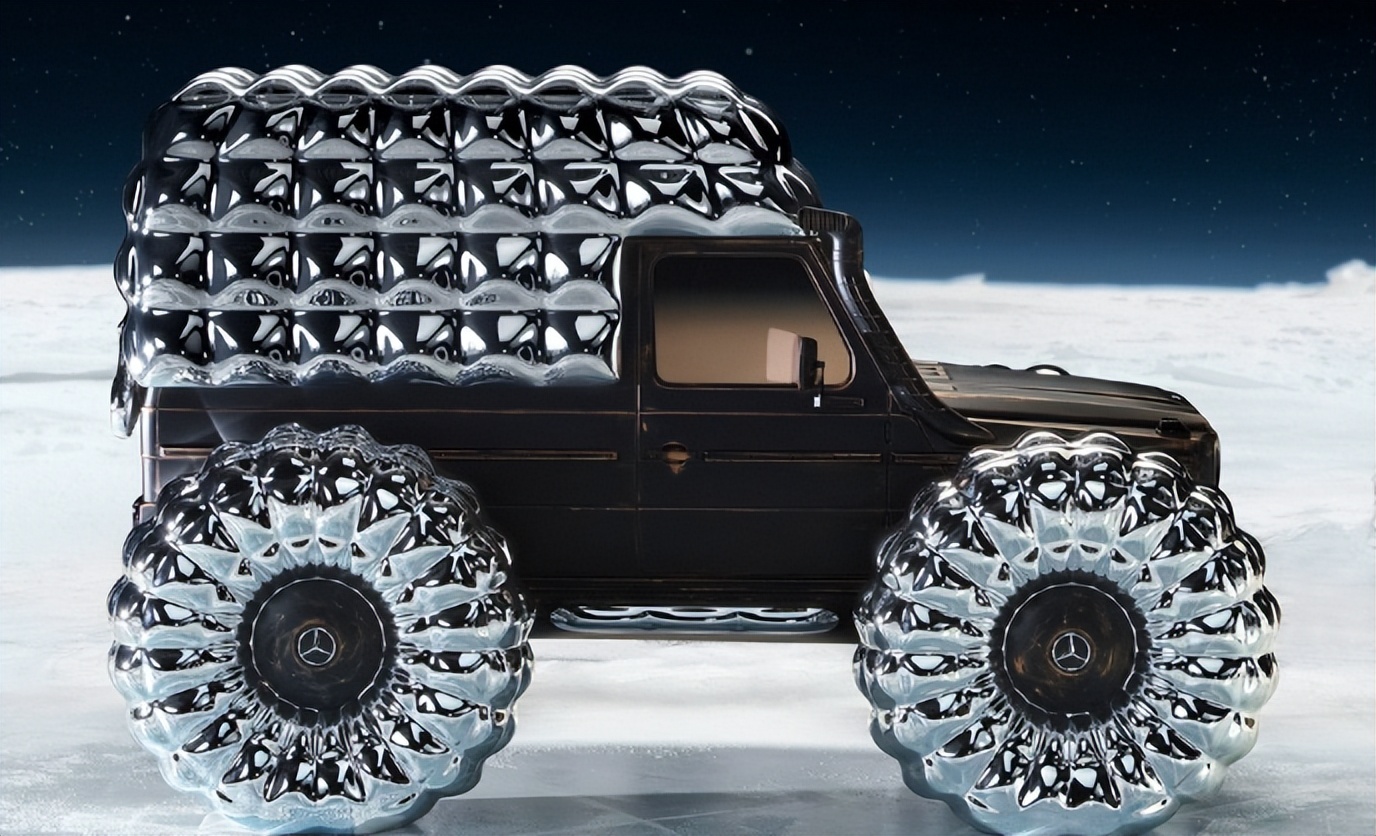 London Fashion Week debut, Mercedes-Benz PROJECT MONDO G art car - iMedia
