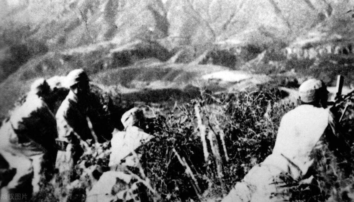 The 94-year history of changes in the PLA uniforms - iNEWS