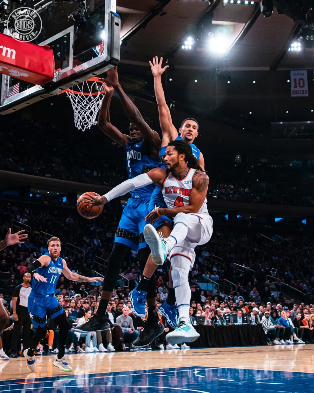 7 months of waiting!Ross is finally back!Played 5 minutes, only scored ...