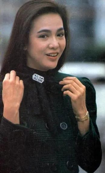 Zheng Yuling: She once kept Lu Fang for 16 years and insisted on not ...