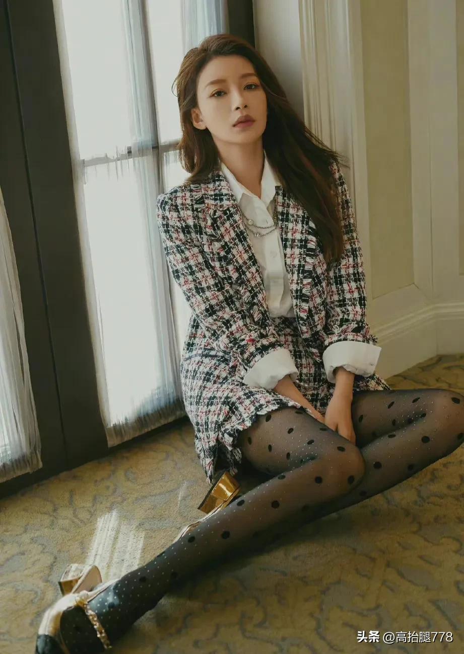 What a long legged planet!Star long legs beautiful picture Zhang ...