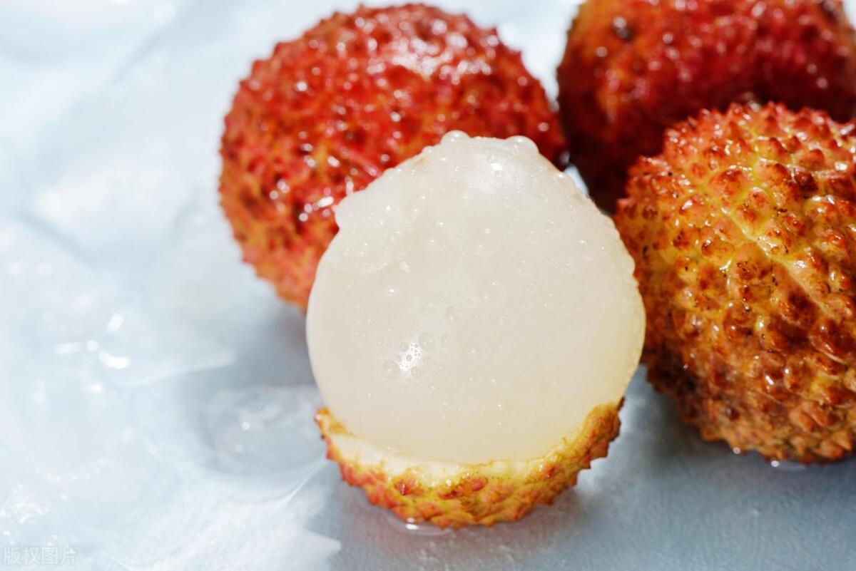 Lychees must be eaten in this way to be fresh and sweet without getting ...