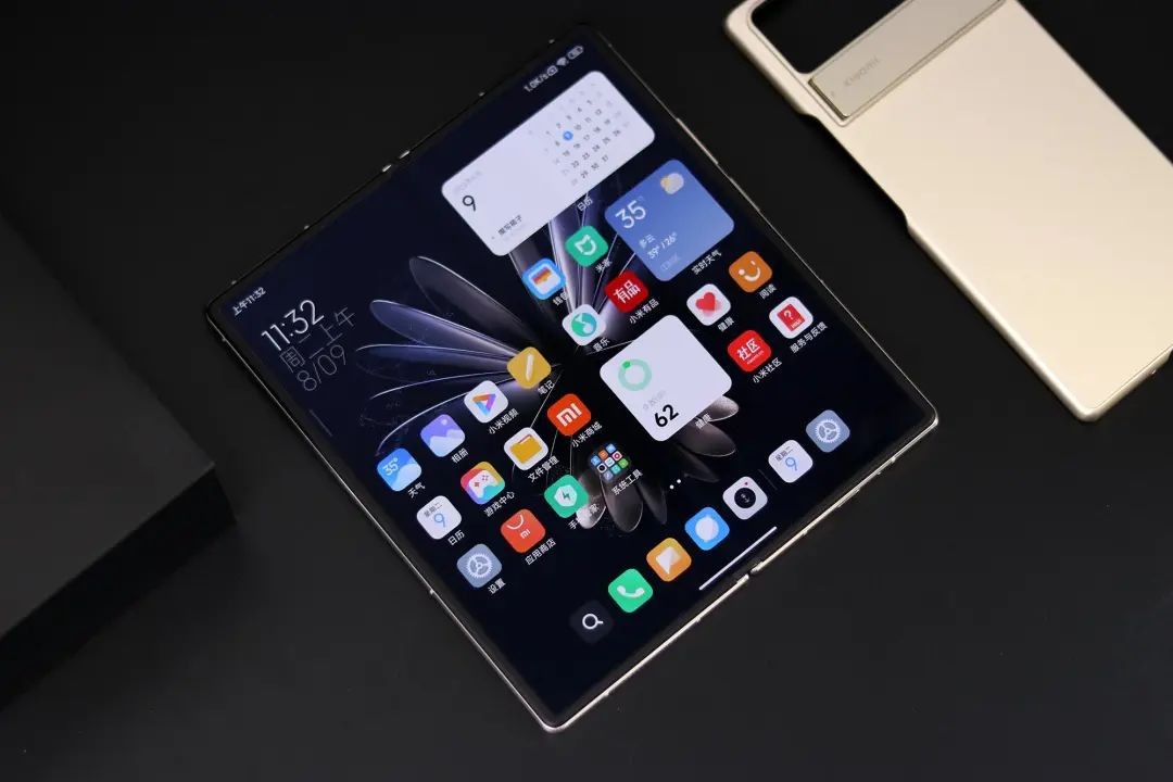 Speaking of folding screen phones, Xiaomi MIX Fold2 has contributed ...