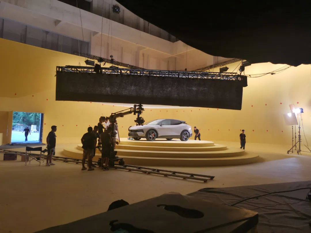 From 82.8w, Lotus Eletre is launched, and the behind-the-scenes ...