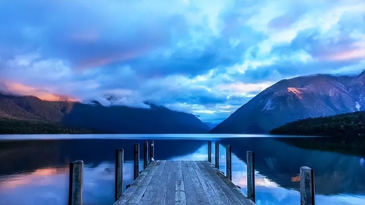 New Zealand South Island - Mackenzie Country - iMedia