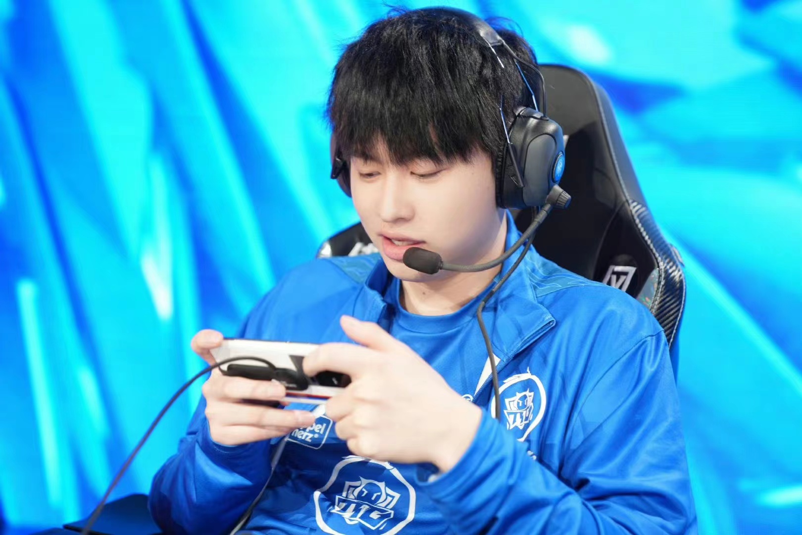 TTG3-1大勝eStar，5連勝登頂S1，「4大天王」齊削弱，TTG奪冠可期 - 資訊咖