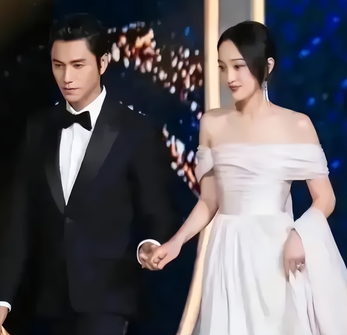It was revealed that 47-year-old Chen Kun and Zhou Xun got married in ...