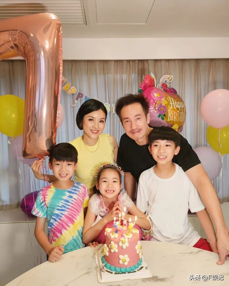 Aimee Chen took a warm photo for Tang Shiyong's birthday celebration ...