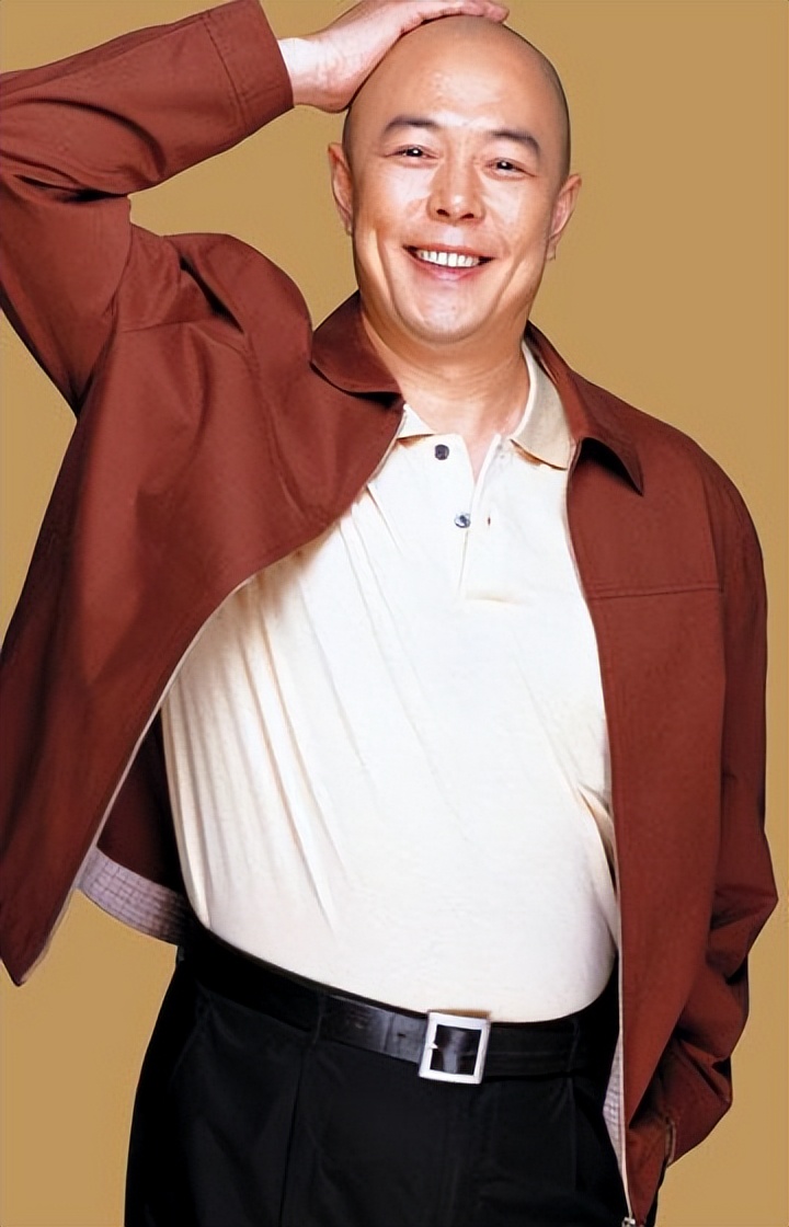 "Xia Yuhe" in reality: Hou Junjie held his popular boyfriend Zhang ...