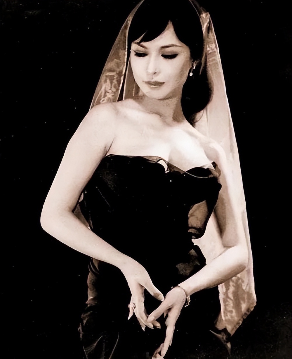 Asia's No. 1 porn star who once appeared naked, worked as a spy, and later became the mother of ...