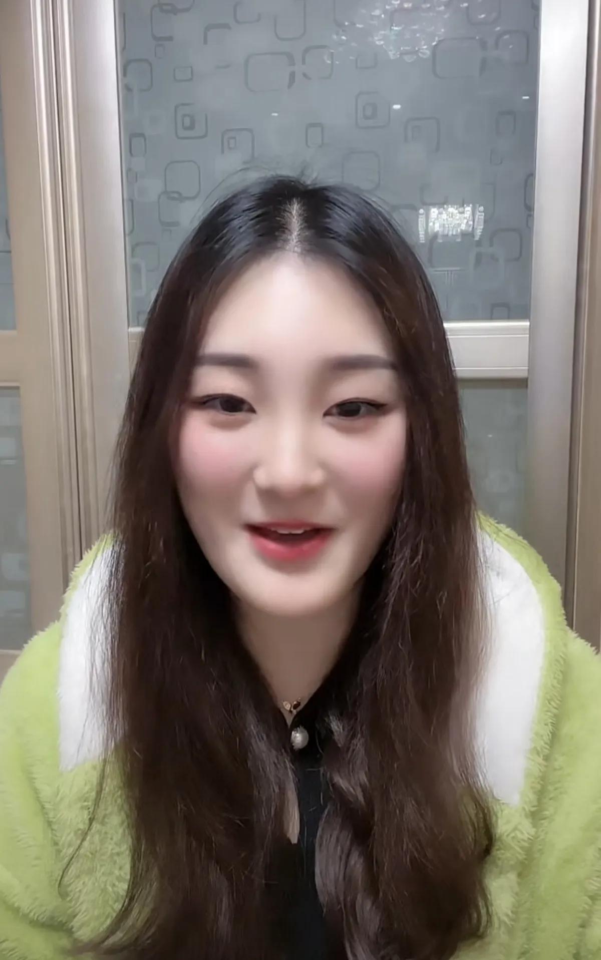 Chen Yanan launched the broadcast after Xiaowei got married, and the ...