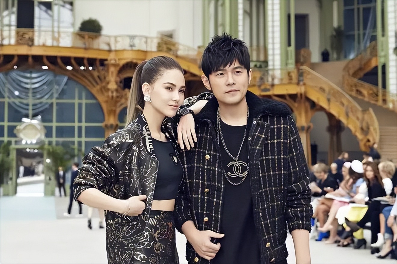 Jay Chou's Growth History - iNEWS