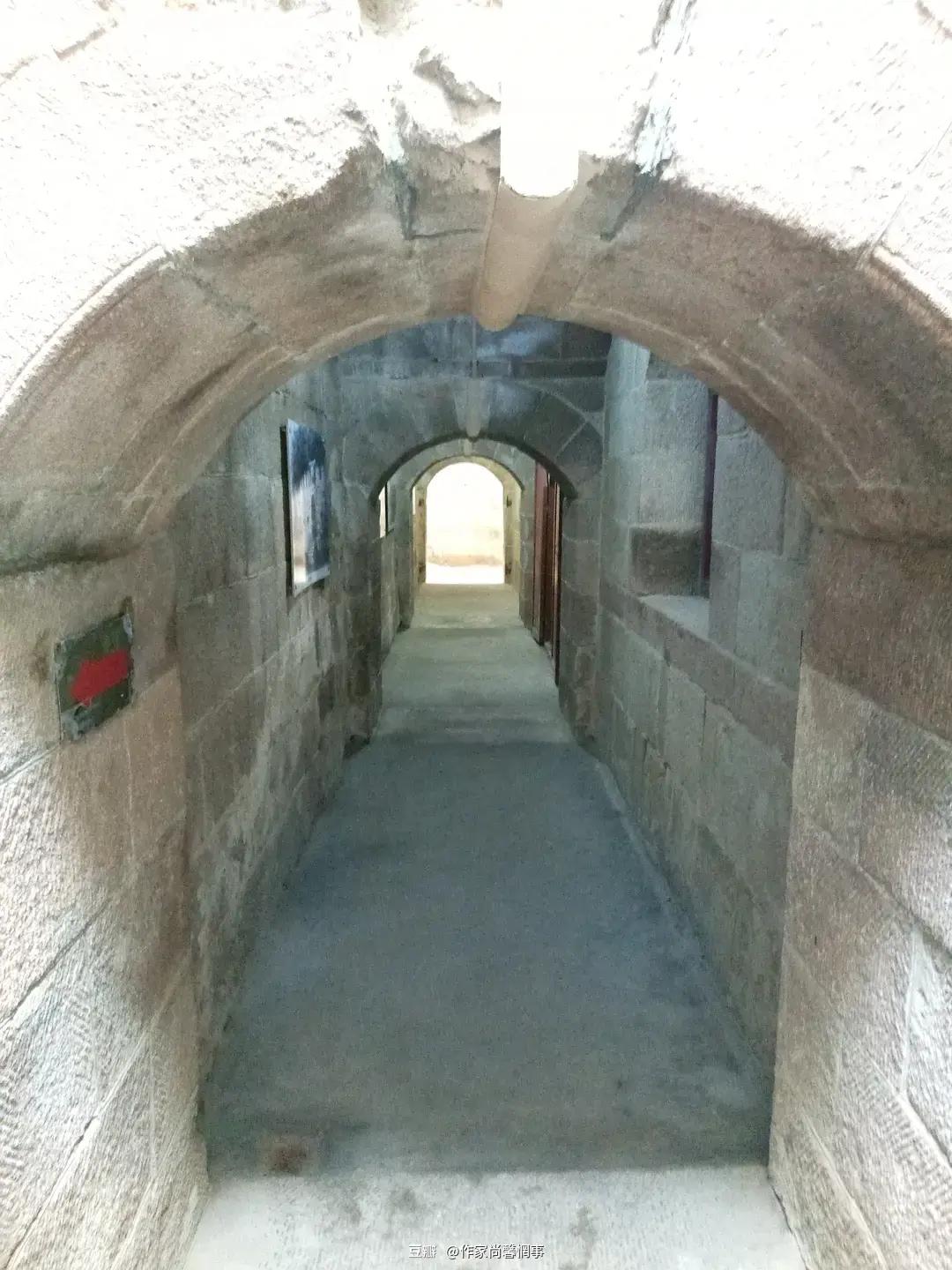 Yantai East Fortress: It is an old fortress in the late Qing Dynasty ...